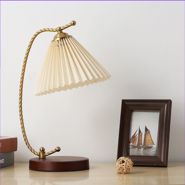 Revolutionize Your Workspace with a Modern Desk Lamp - Hammshomeinteriors